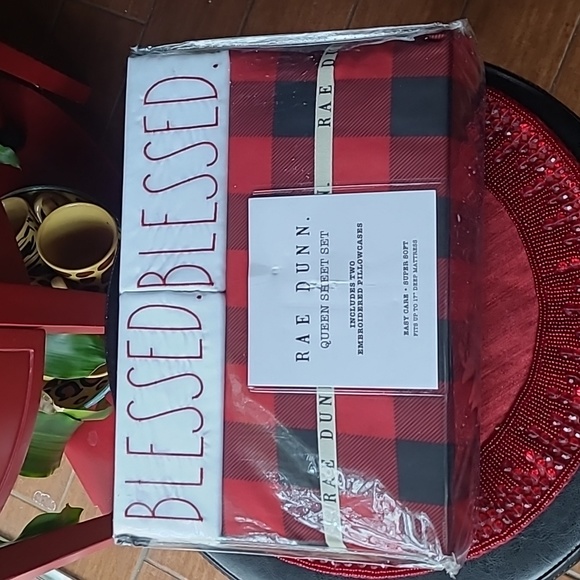 Rae Dunn | Bedding | Rae Dunn Queen Sheet Set | Poshmark